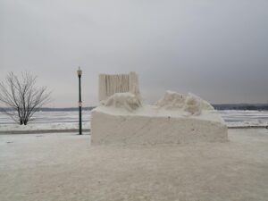 27 Epic Places to Visit in Ontario in Winter (2025)