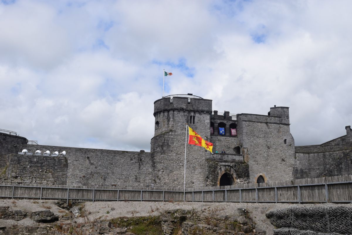 Limerick or Cork: Which Should You Visit in 2025?
