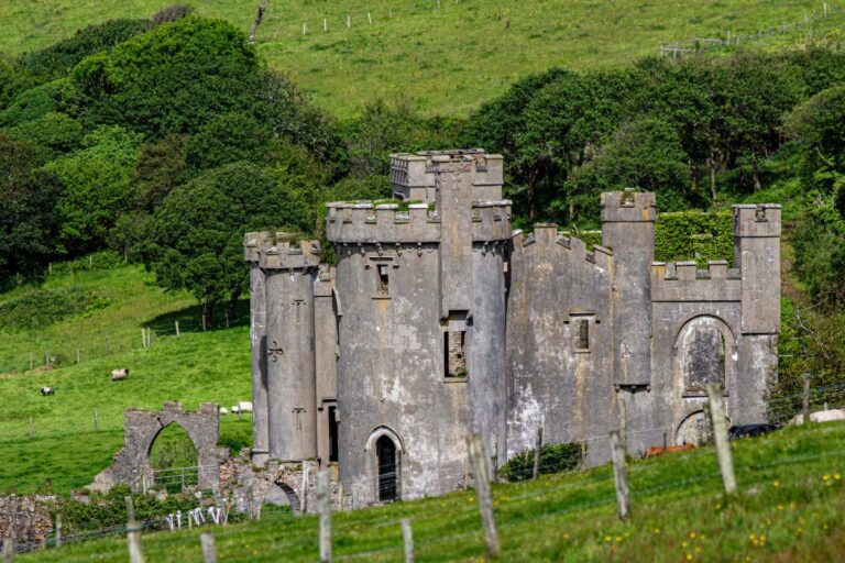 19 Abandoned Castles in Ireland to See in 2026