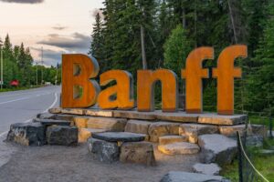 The Perfect Banff Itinerary: 3 and 5 Days (2025)