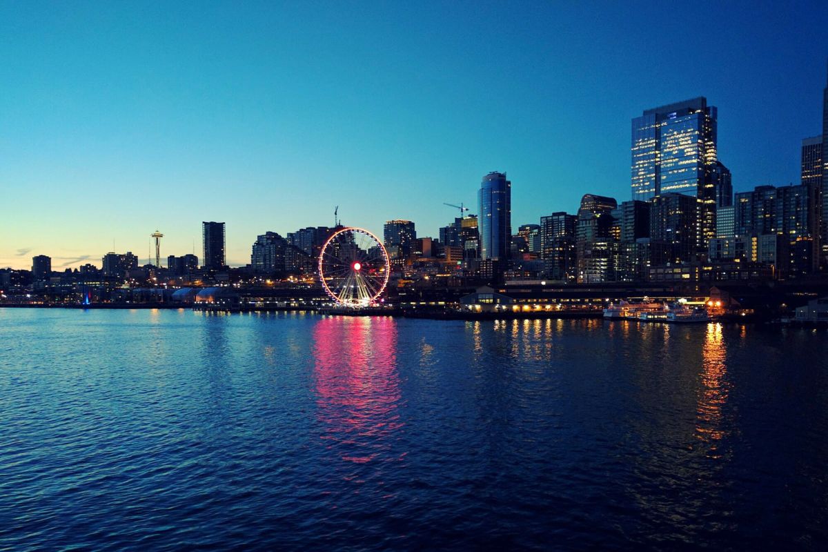 21 Fun Things to Do in Seattle with Kids (Year Round Guide)