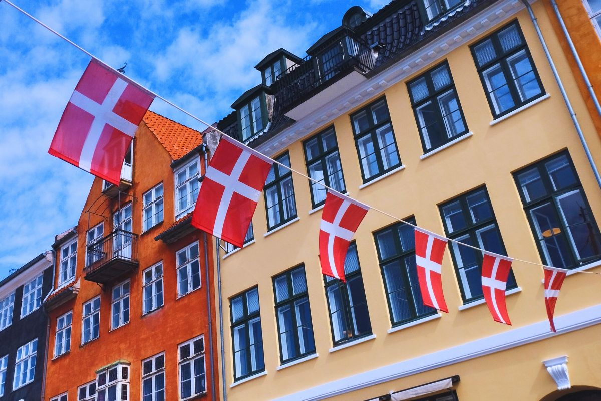 21 BEST Danish Souvenirs