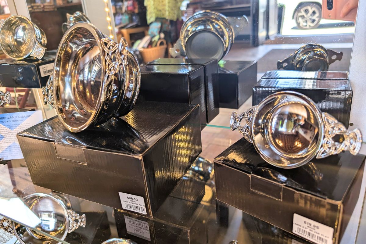 27 Special Souvenirs from Scotland